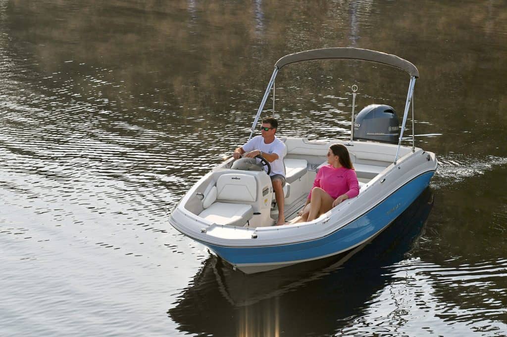 182SC Photo Gallery - Stingray Boats