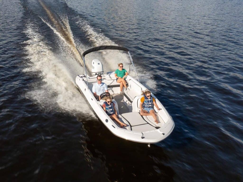 182SC Photo Gallery - Stingray Boats